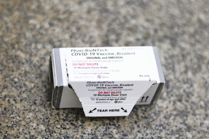 Vacinas de reforço Bivalente contra Covid-19 começam a ser aplicadas em ...