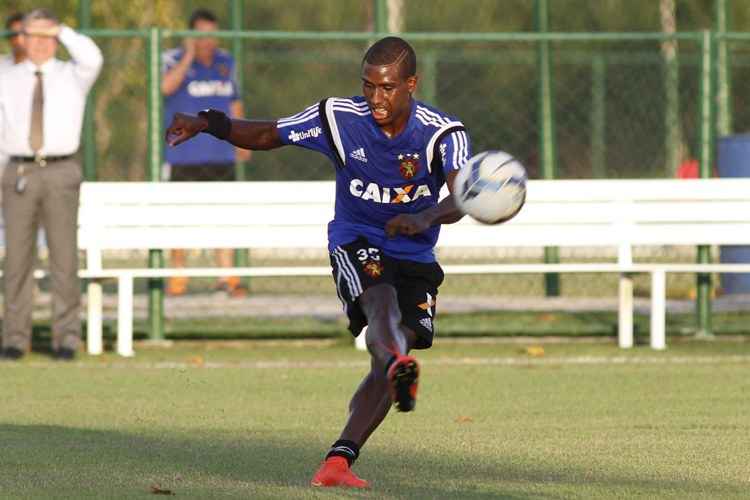 Érico Júnior já fala como jogador do Paysandu, mas diretoria do Sport ...