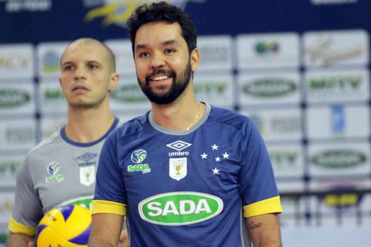 Às vésperas da final da Superliga de Vôlei, William deixa futuro em ...