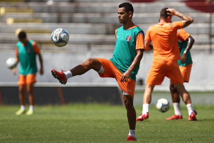 Titular no Santa Cruz, Daniel Costa projeta jogo difícil com o Globo ...