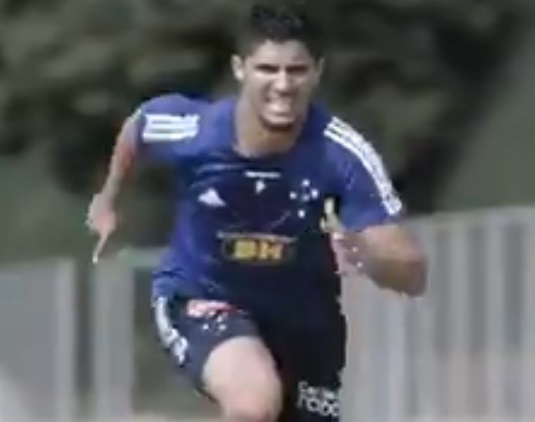 Daniel Guedes mostra rotina de treinos no Cruzeiro e relembra belo gol ...