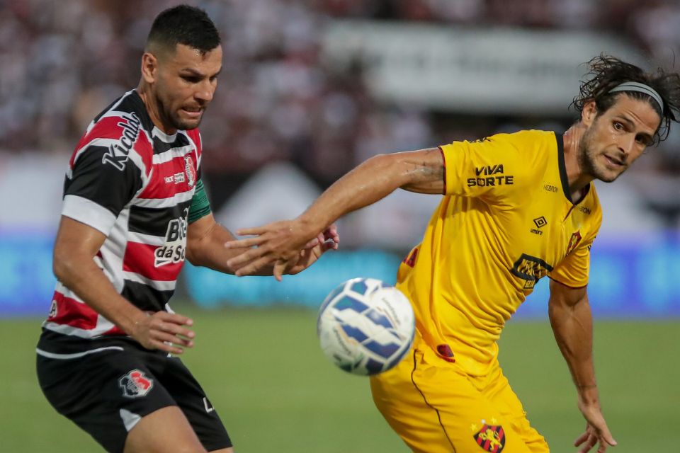 Bicampeão pelo Santa Cruz diante do Sport, William Alves prevê ...