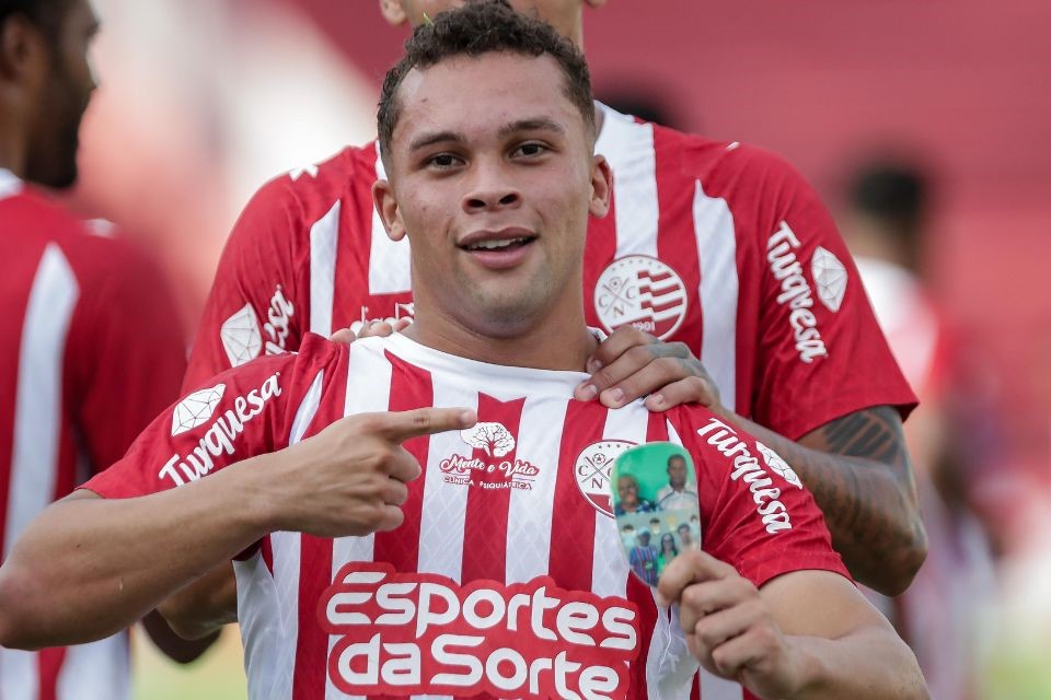 Náutico renova com Kayon e Índio até 2027 e estende vínculo com Odivan ...